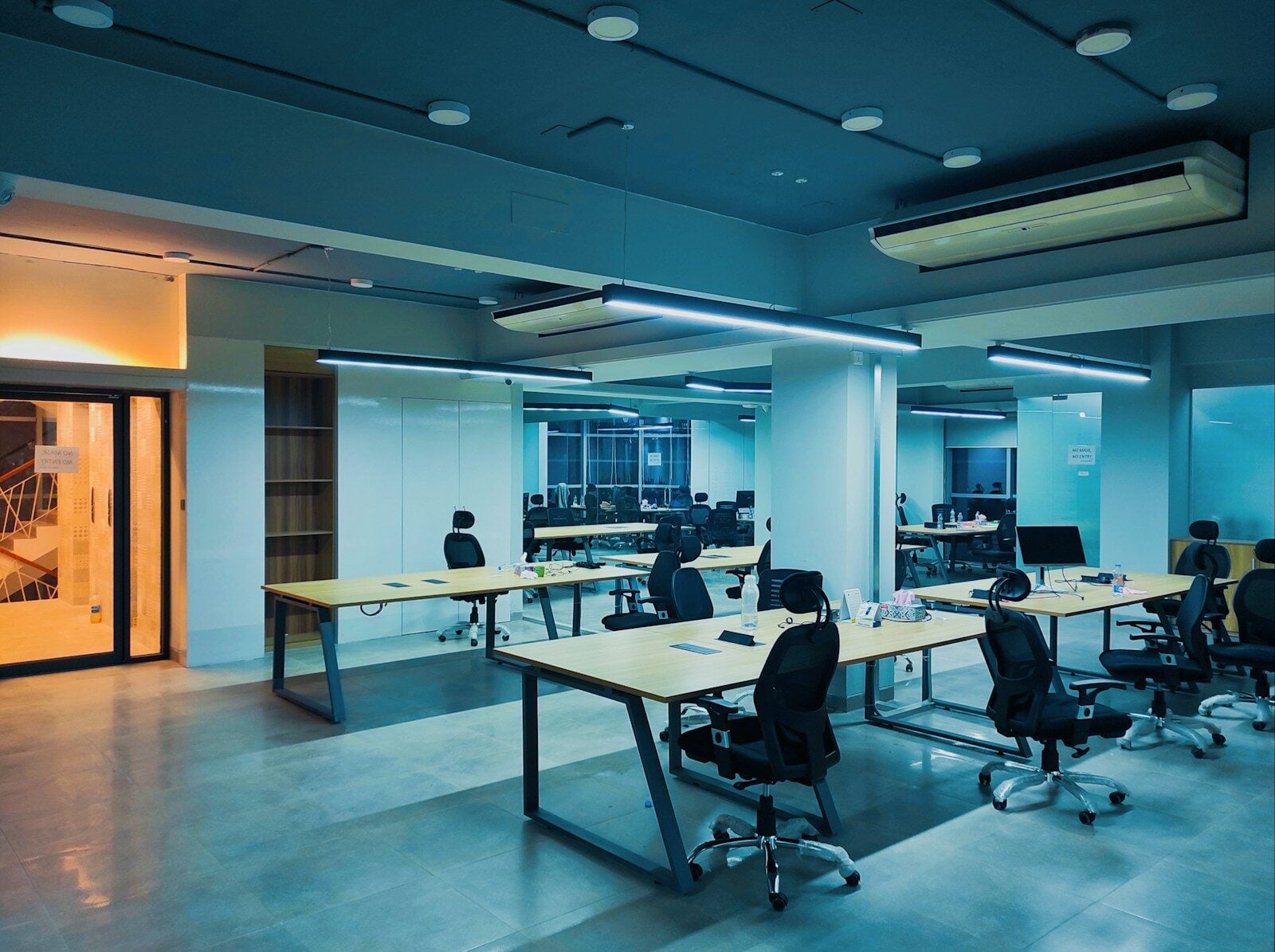 Signs Your IT Provider Is Holding Your Business Back - NetTech